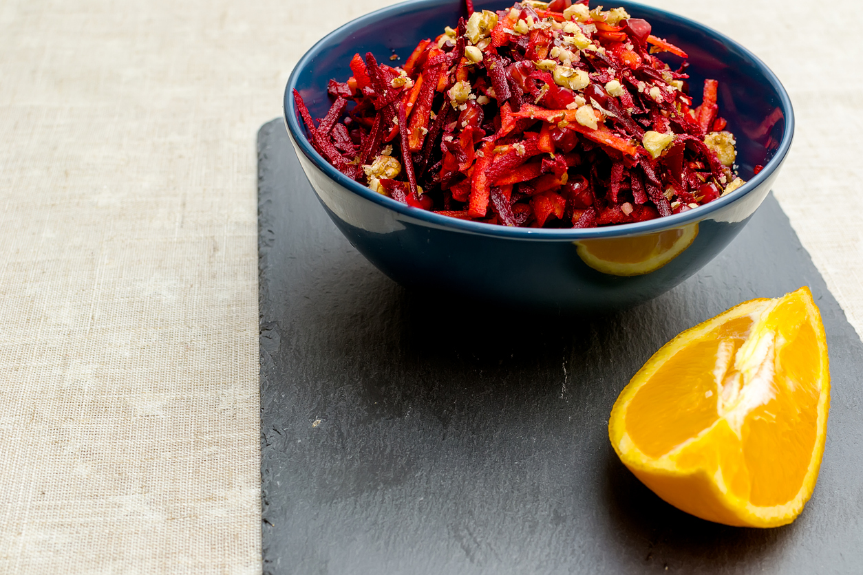 Salad of grated red beets carrots pomegranates and walnuts – IN THE KITCHEN